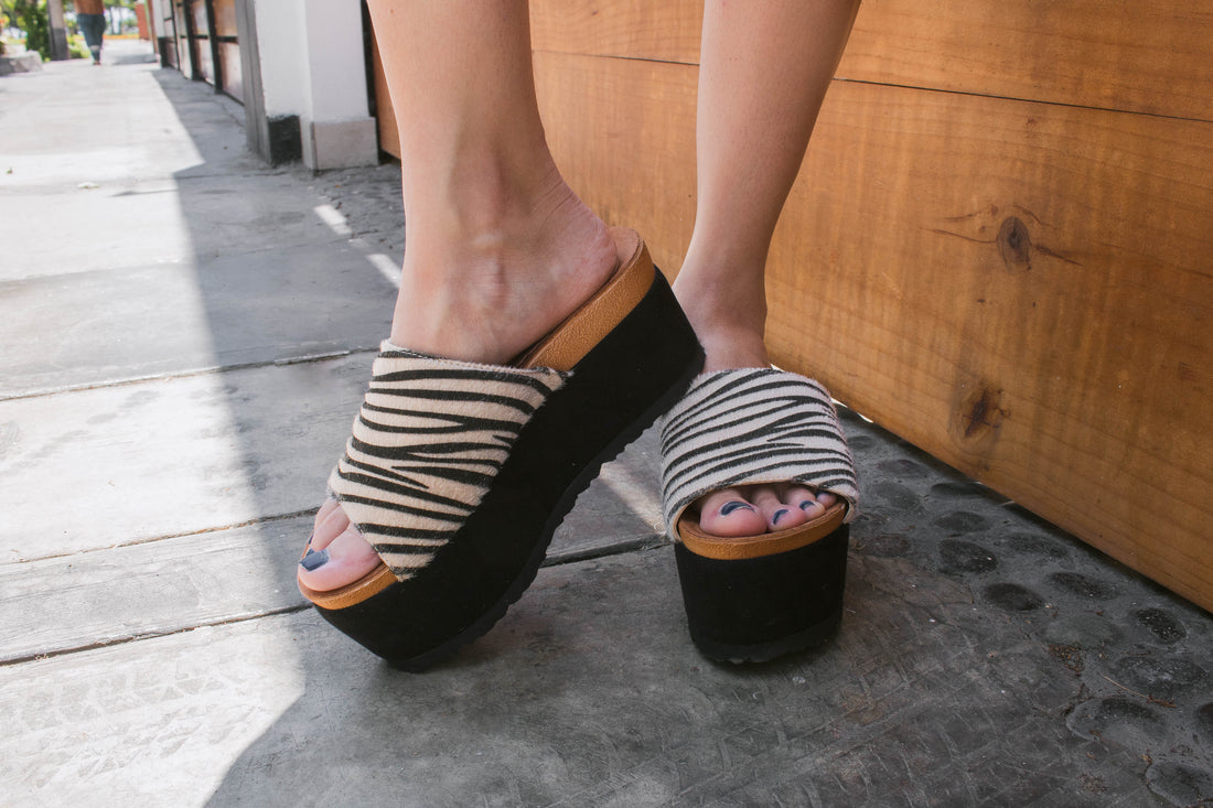 Sandalia Zoé cebra – Tropical